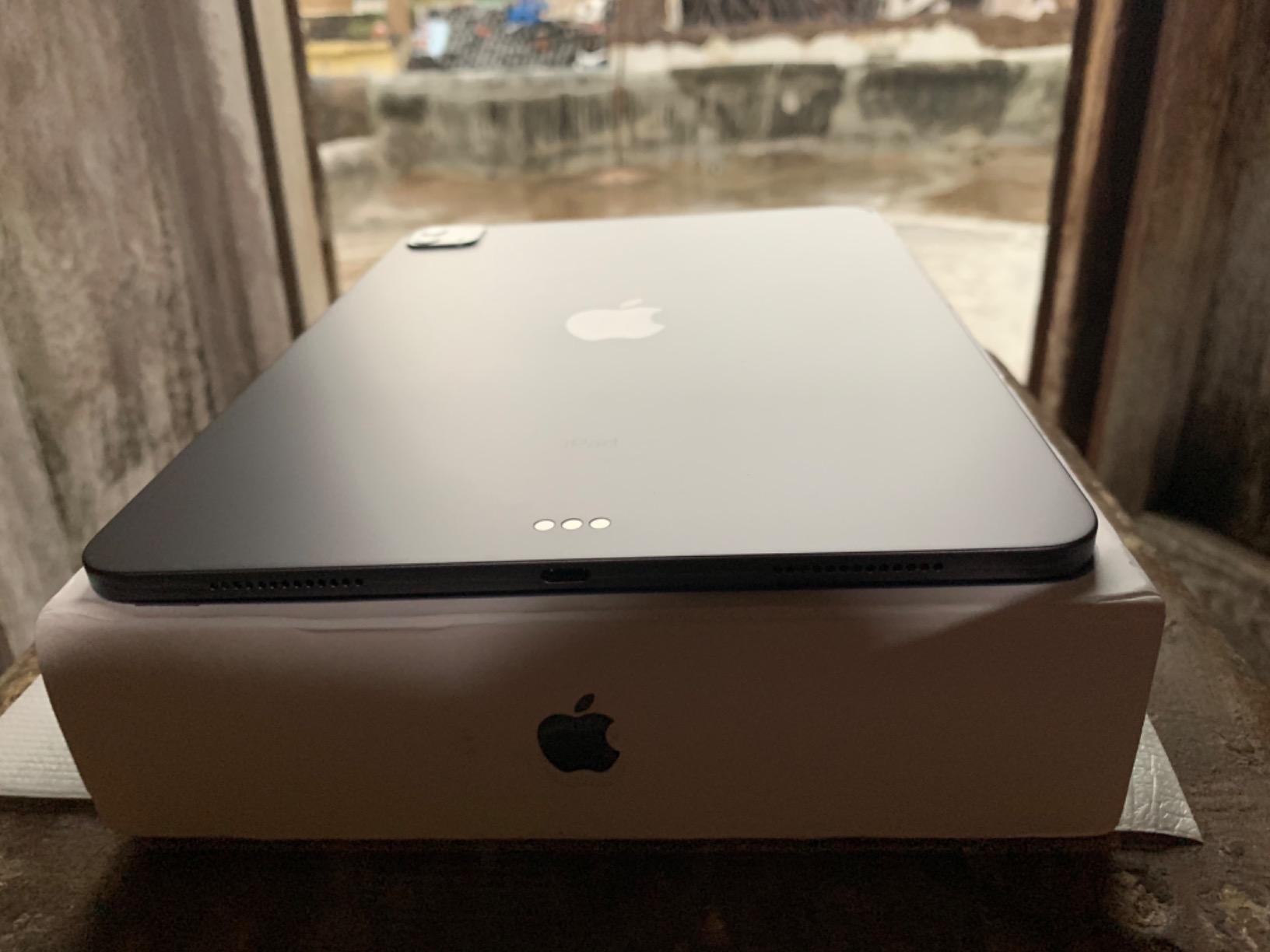2020 Apple iPad Pro with A12Z Bionic chip (11-inch/27.96 cm, Wi-Fi ...