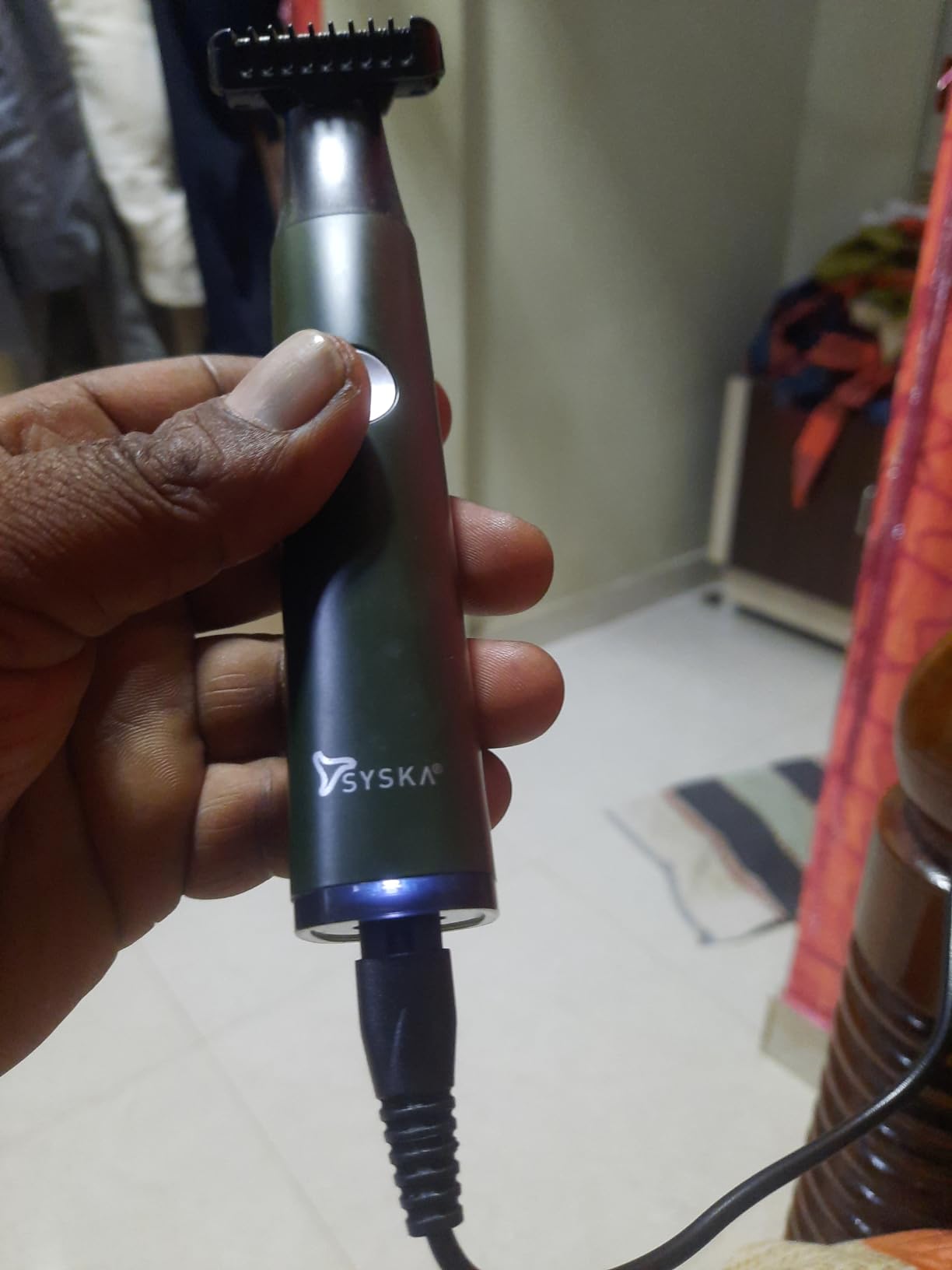 Syska UniBlade UT1100 75mins Corded & Cordless Beard Trimmer, Shaver ...