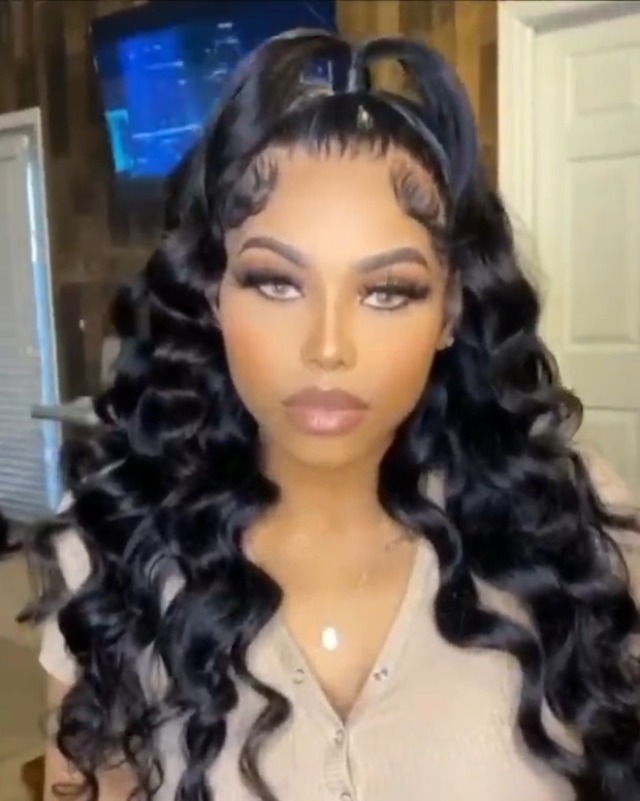 Watch Product Showcase and Seller Showcase 1 on Amazon Live