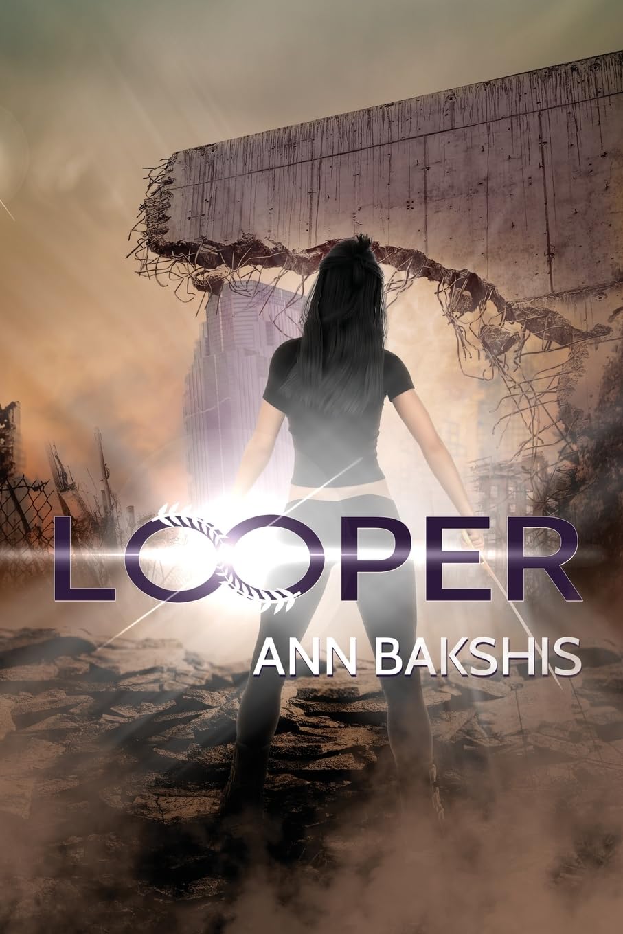 Looper: Bakshis, Ann: 9781537703039: Amazon.com: Books