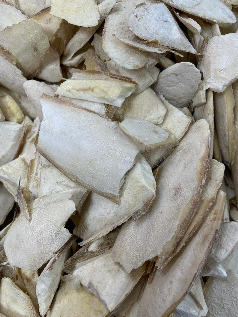 Maltbys’ Stores 1904 Limited Broken Cuttlefish Bone 1kg Cage Birds ...