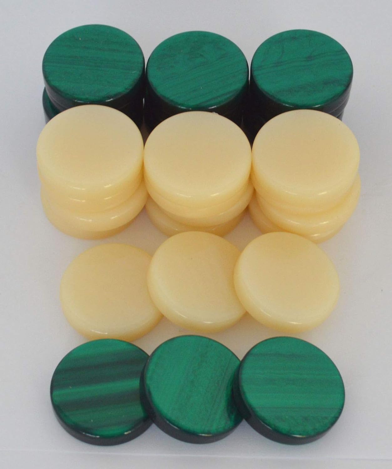 Amazon.com: Manopoulos 30 Acrylic Backgammon Checkers - Chips Green ...