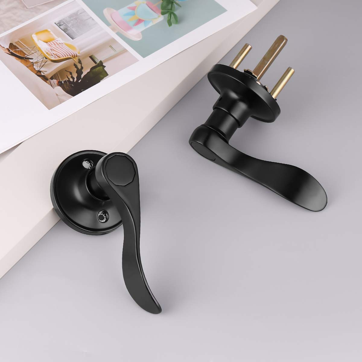 Snapklik.com : Gobrico 8 Pack Hall/Closet Door Levers In Matte Black