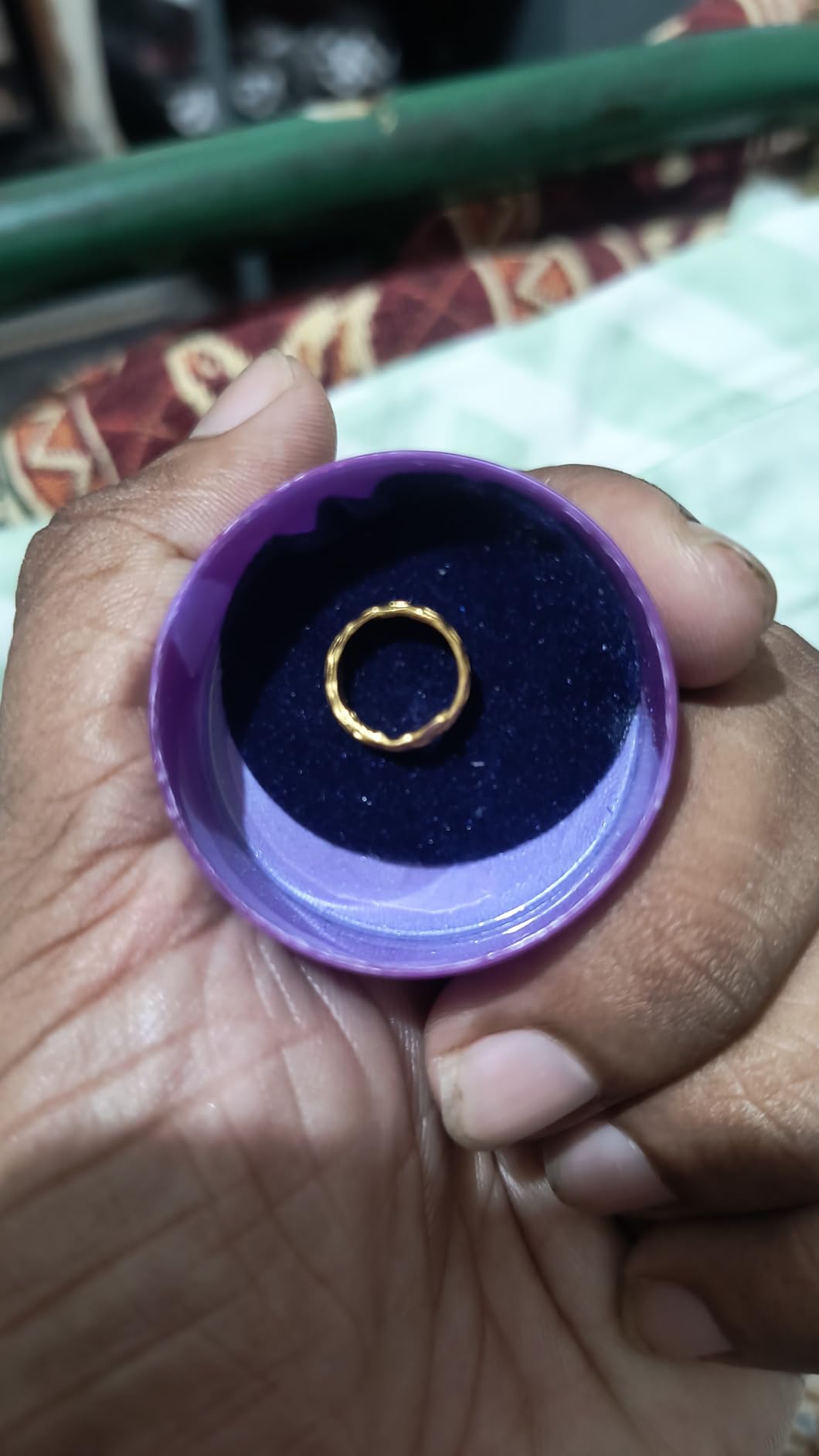 P.N.Gadgil Jewellers 1 gm Vedhani Gold coin 24 kt (995) : Amazon.in ...