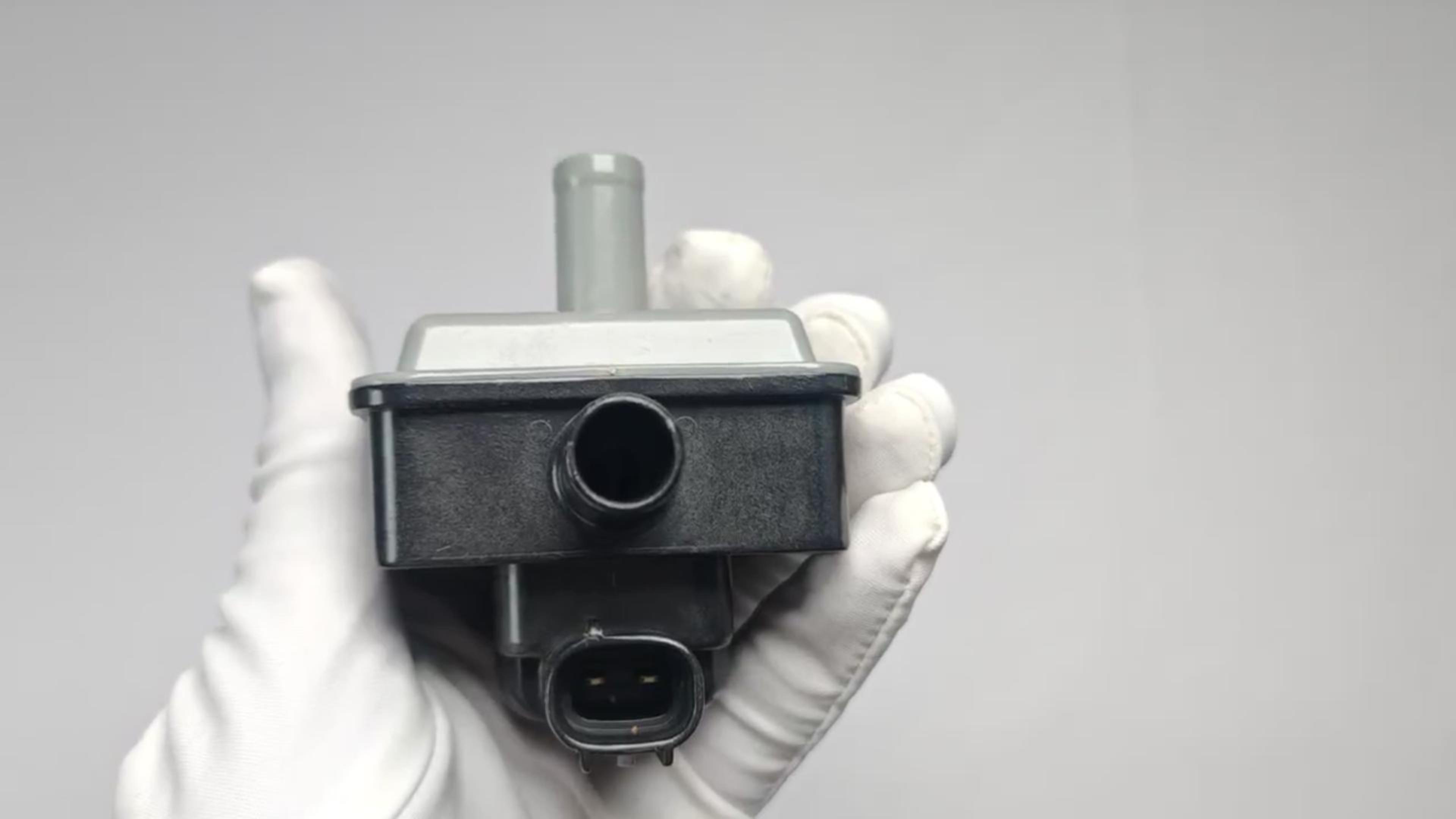 Toyota Vacuum Switch Valve OEM Genuine Toyota 3.5L Tacoma Sienna ...