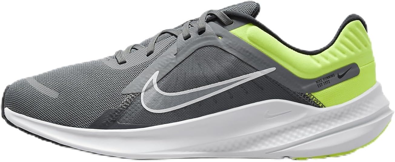 Amazon.com | Nike Quest 5 Men's Road Running Shoes (DD0204-010, Smoke ...