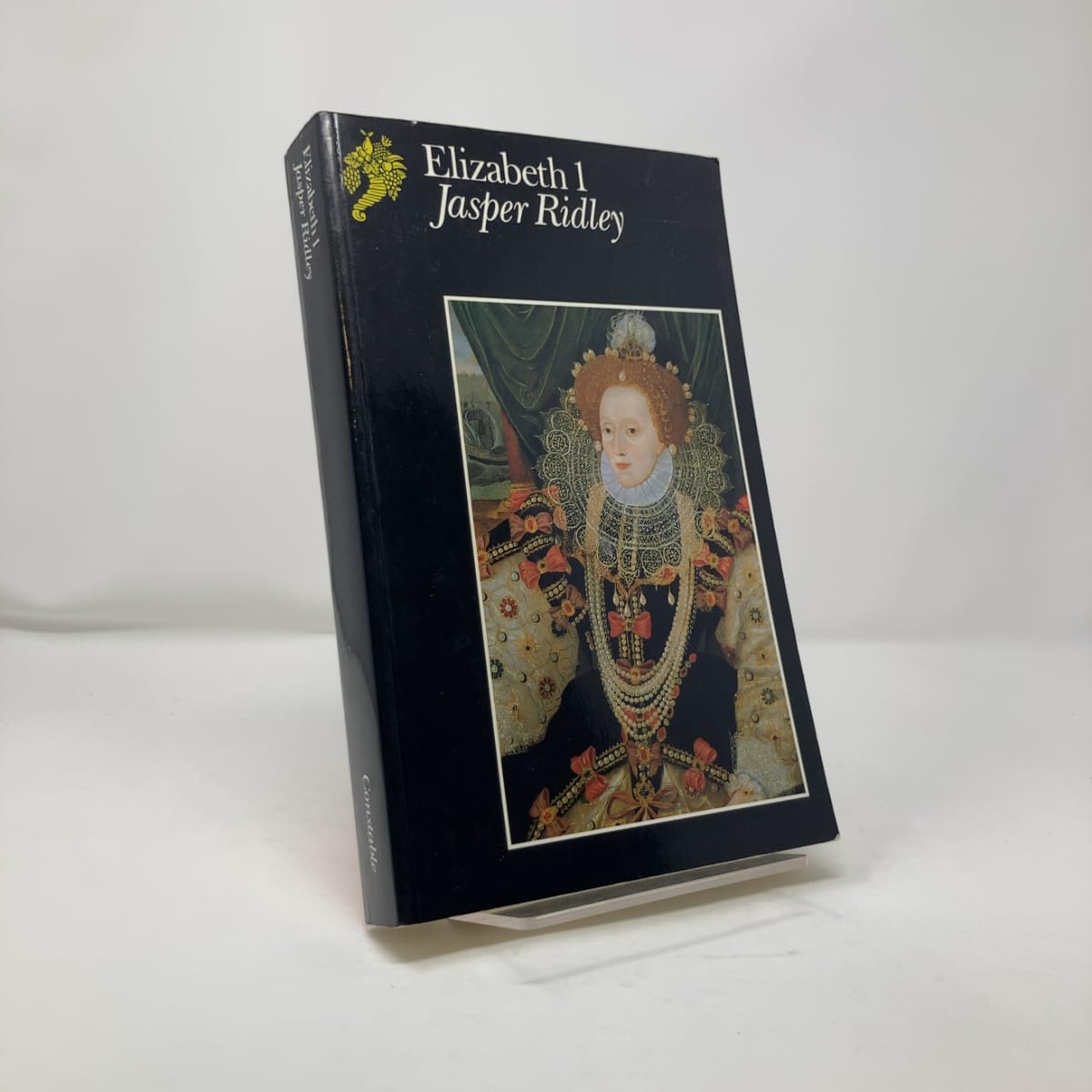 Elizabeth I: Ridley, Jasper: 9780094692107: Amazon.com: Books