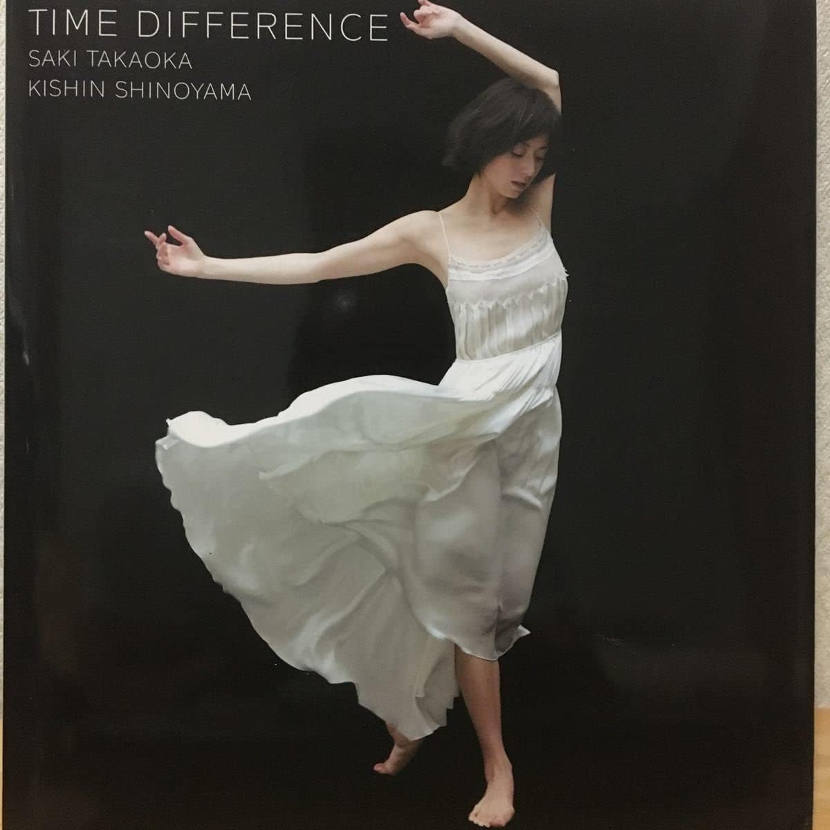 Amazon.co.jp: 高岡早紀 TIME DIFFERENCE 篠山紀信 写真集 SAKI TAKAOKA 希少 : おもちゃ
