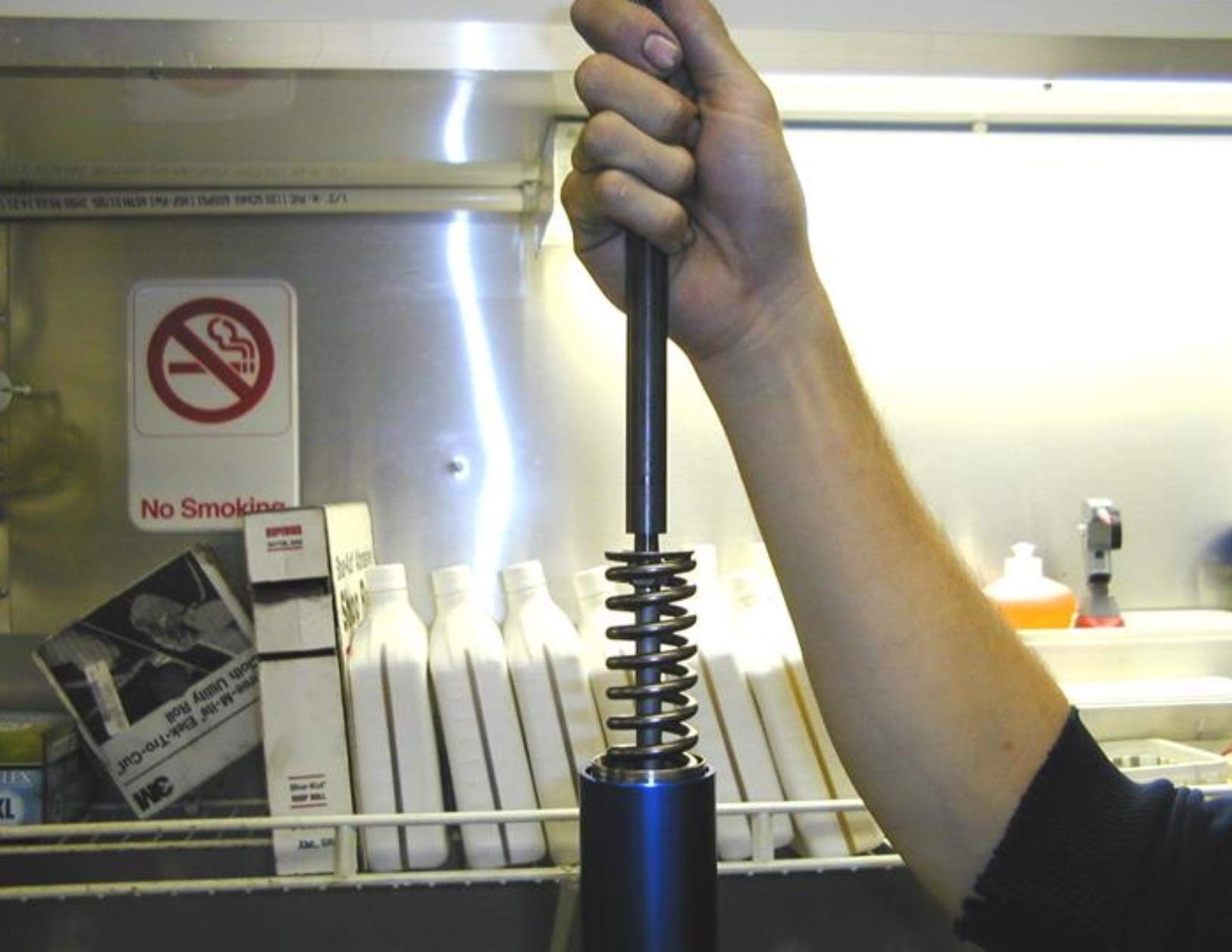 Snapklik.com : AMERICAN MADE Universal Fork Bleed Tool By Traxxion Dynamics