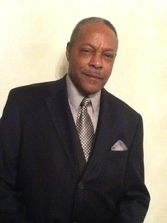 Amazon.com: Roy L. Aarons: books, biography, latest update