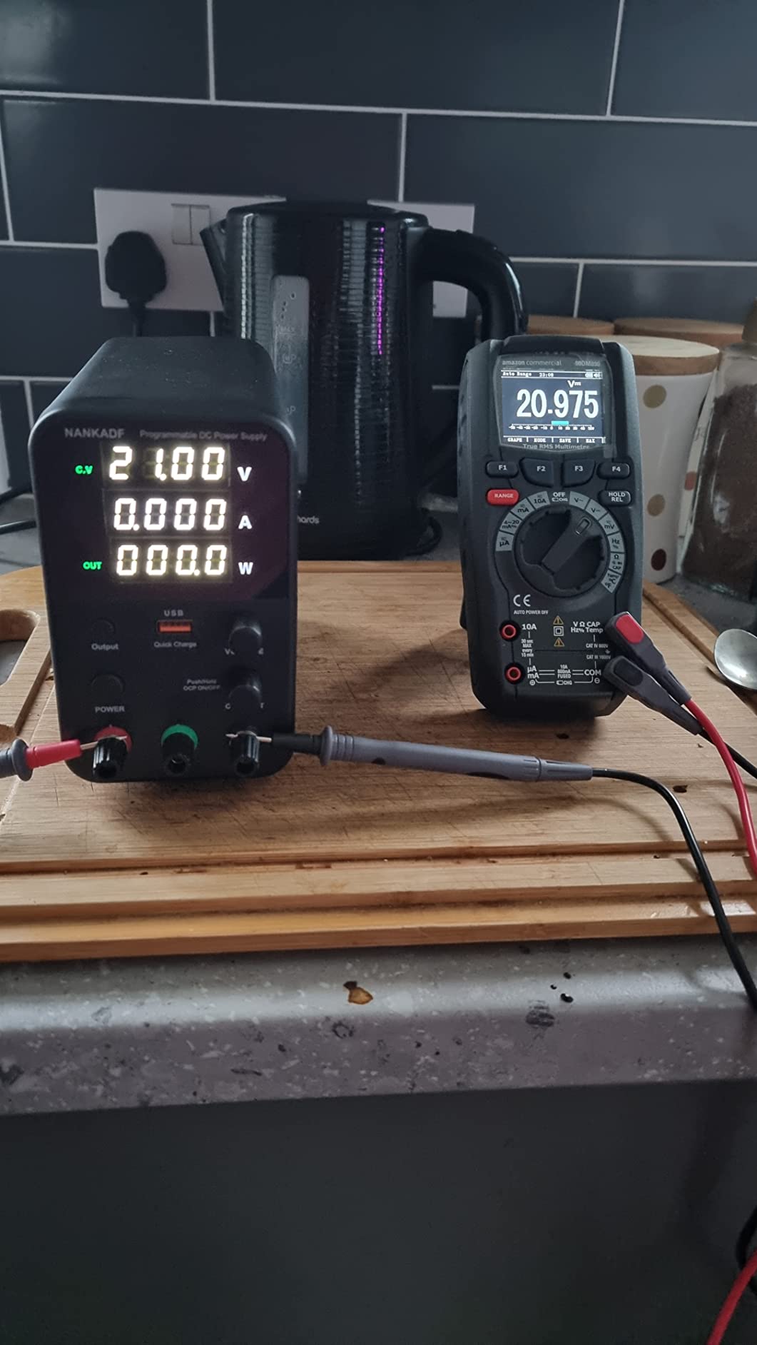 Amazon Basics Heavy Duty 50000 Count Digital Multimeter, Colour TFT LCD ...