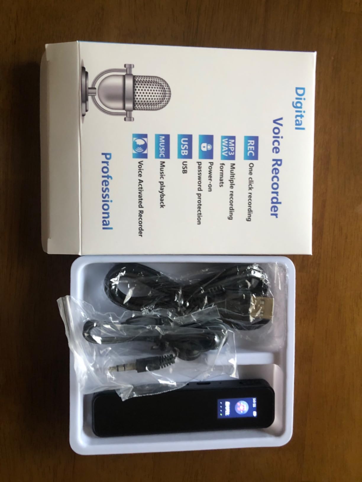 Amazon | 【23g超軽量 & 64GB大容量】 ボイスレコーダー 小型 ICレコーダー 64GB大容量 23g超軽量 3072Kbps 高性能 録音機 レコーダー 長時間録音 48H ...