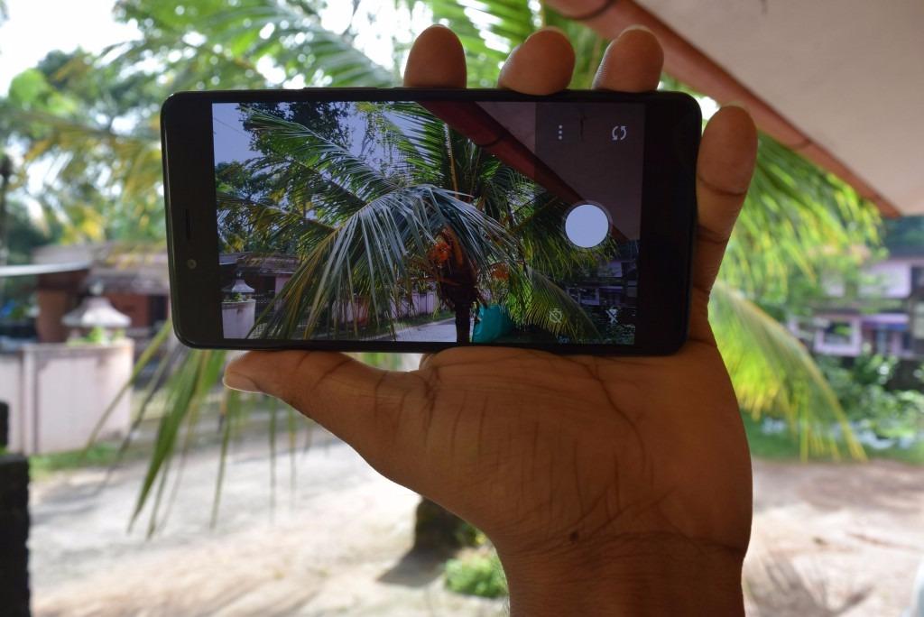 OnePlus X (Onyx, 16GB) : Amazon.in: Electronics