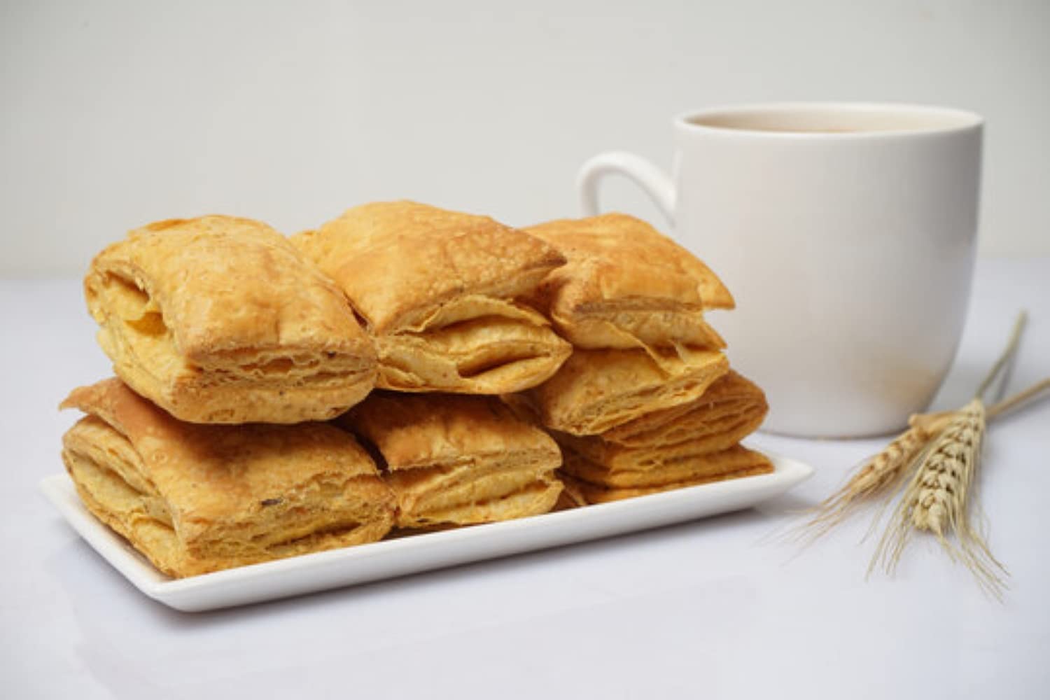 Ghotaram Lasadiya Bakers Classic Plain Khari Puff Pastry Cookies/Mouth ...