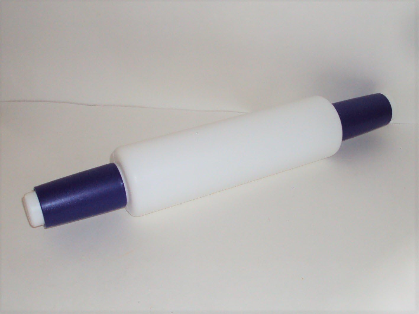 Amazon.com: Tupperware Rolling Pin in Blue and White: Home & Kitchen