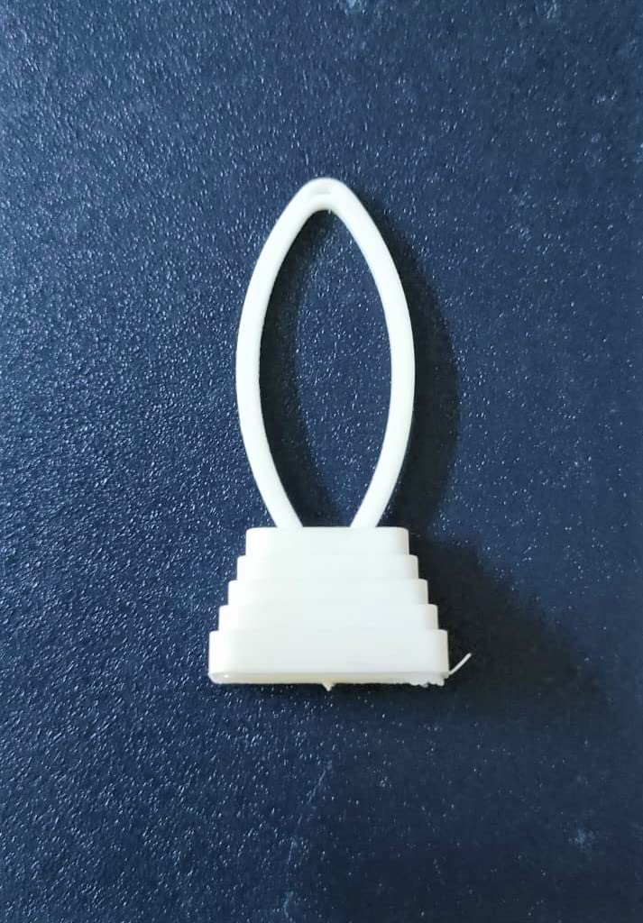 OMI White Plastic hook clip for poly net mesh Pouches white Color (200 ...