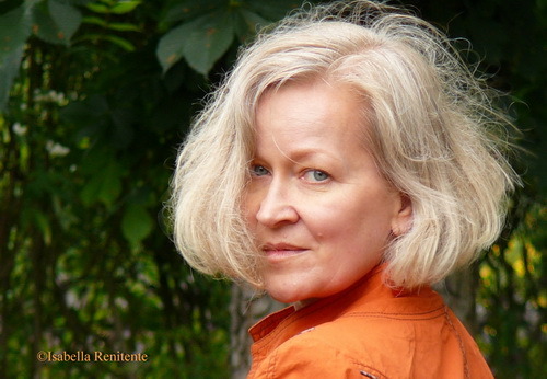 Amazon.de: Isabella Renitente: Bücher, Biographie, neuestes Aktualisierung