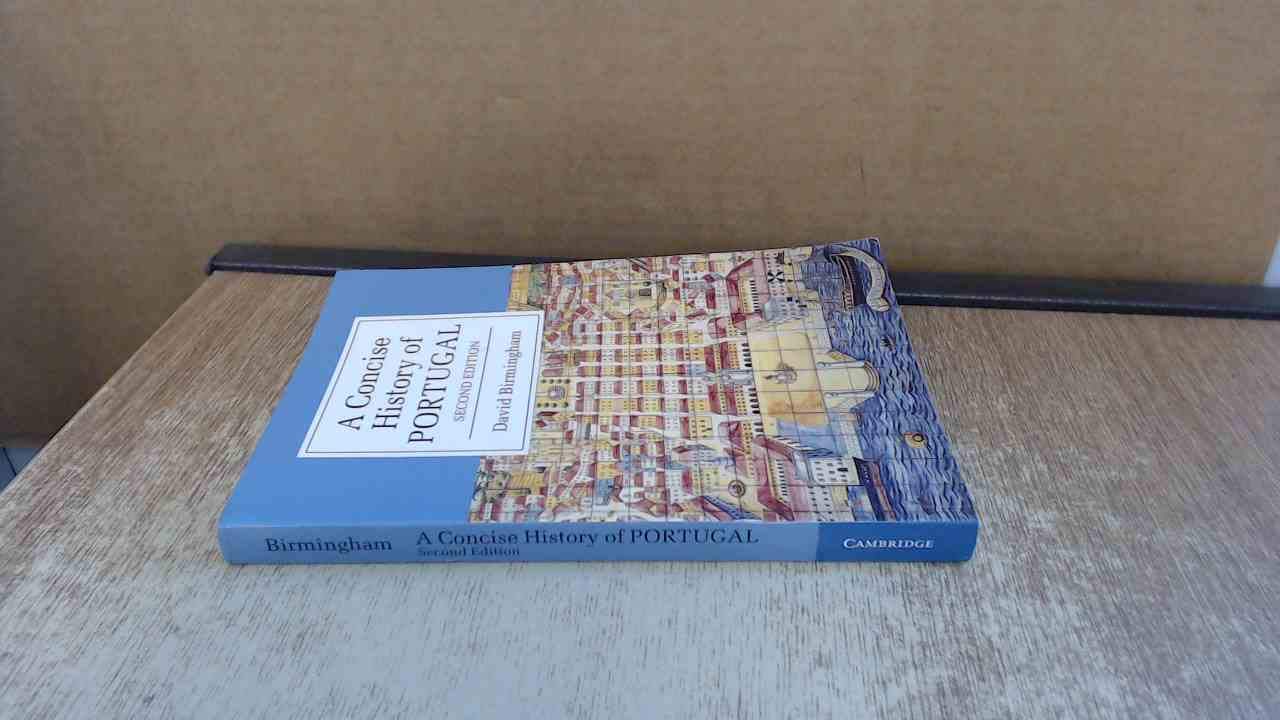 Amazon.com: A Concise History of Portugal (Cambridge Concise Histories ...