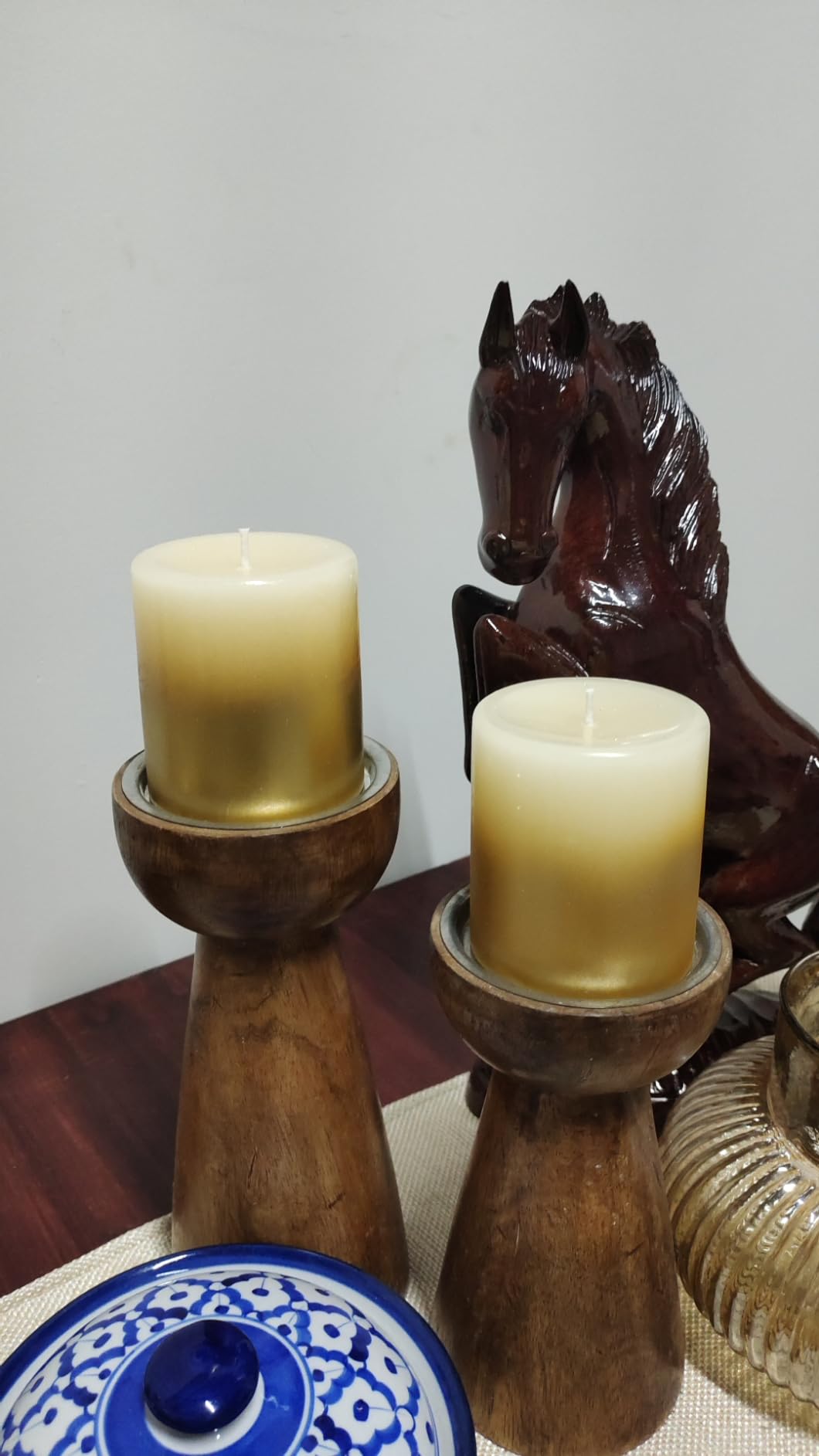 IRIS Gold Lacquered Pillar Candle : Amazon.in: Home & Kitchen