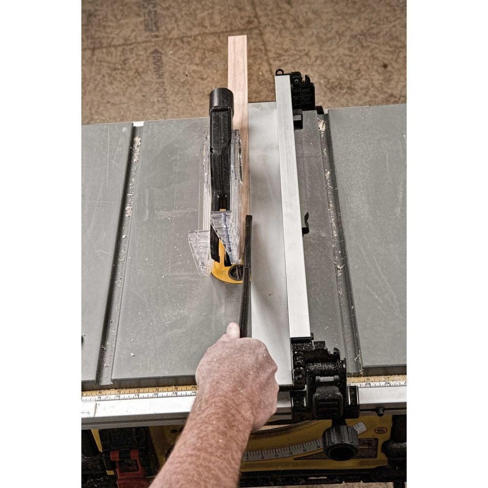 DEWALT Table Saw, 10 Inch, 15 Amp, 32 ½-Inch Rip Capacity, Dust ...