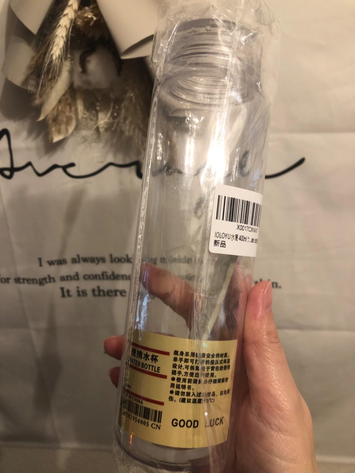 Amazon｜IOLOYU 水筒 400ml ウォーターボトル おしゃれ water bottle 洗いやすい 軽量 水筒 男の子 女の子 プラスチック スポーツボトル クリアドリンクボトル ...