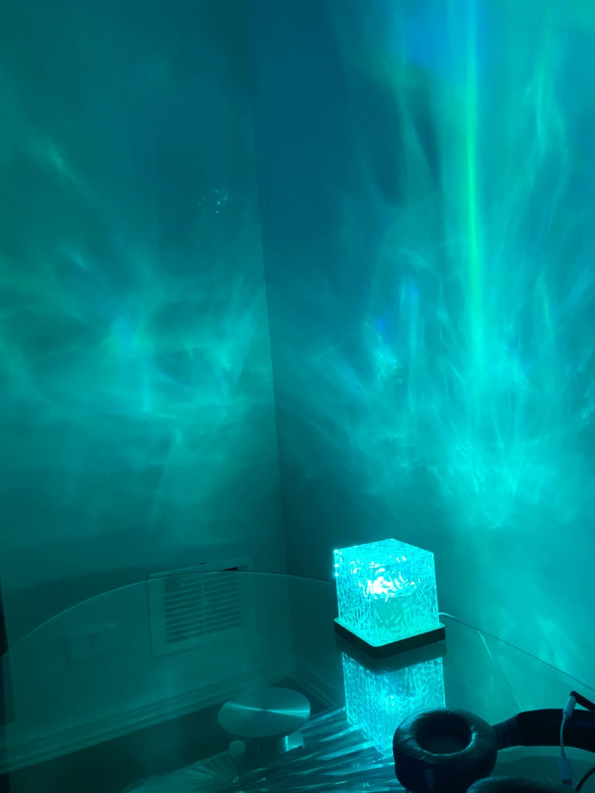 Northern Lights Lamp, 16 Color Northern Lights Ocean Wave Projector ...