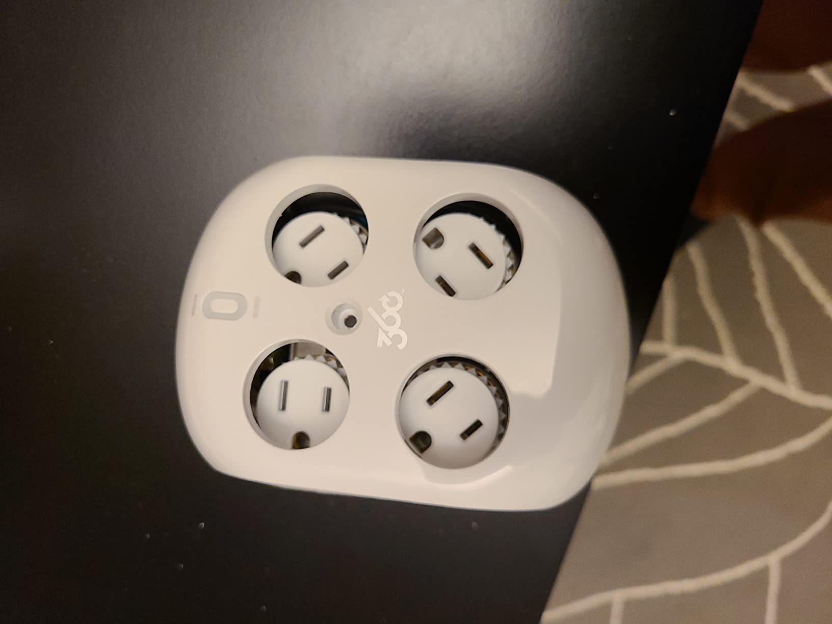Amazon.com: 360 Electrical Revolve Surge Protector with 4 Rotating ...