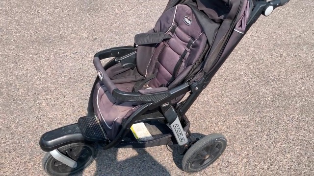 Watch HONEST review of Chicco Activ3 Jogging Stroller on Amazon Live