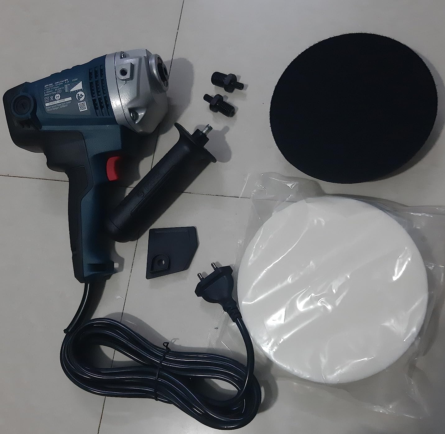 Bosch GPO 950 Heavy Duty Electric Polisher, 950 W, M14, 2,100 rpm, 180 ...
