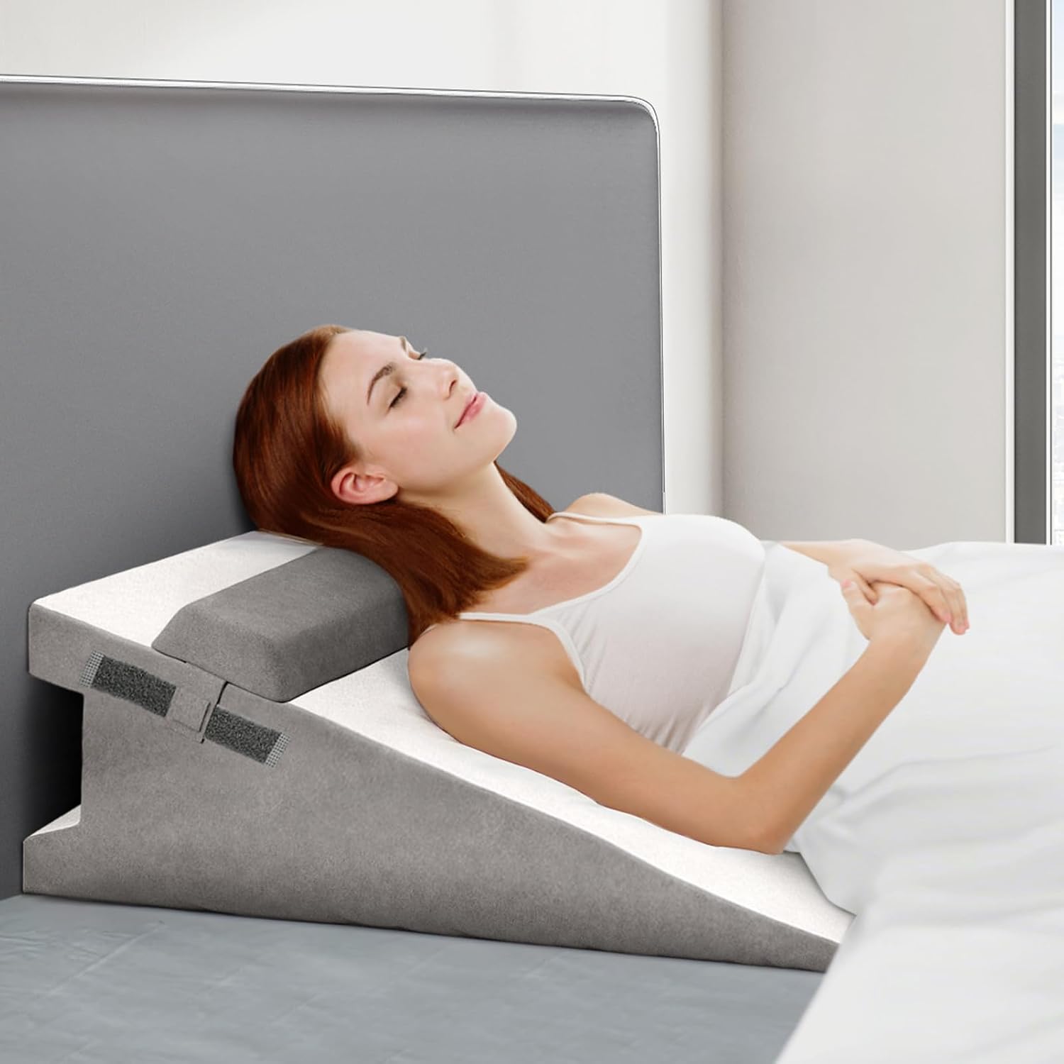Amazon.com: CloudBliss 7.5 inches Bed Wedge Pillow with Memory Foam for ...