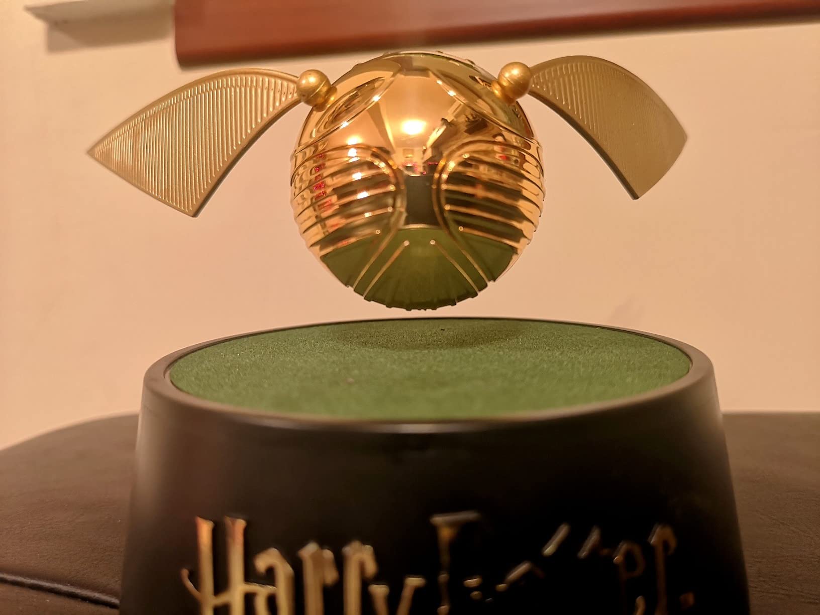Harry Potter Levitating Golden Snitch : Warner Bros. Consumer Products ...