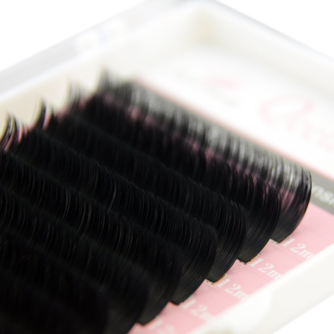 Amazon.com: Matte Mink Ellipse Flat Eyelash Extensions 0.20mm thickness ...