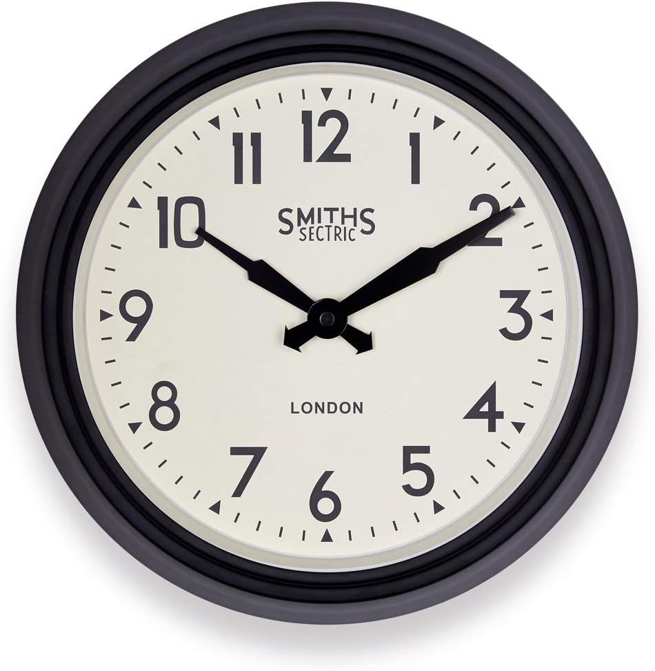 Roger Lascelles, Swiss station wall Clock with sweep Hand : Amazon.co ...