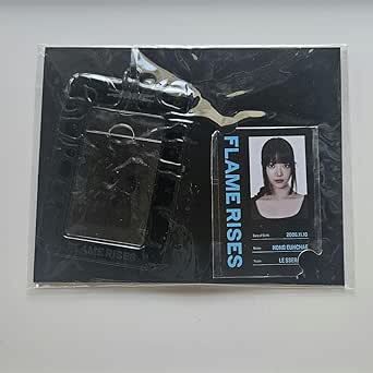 Amazon.co.jp: LESSERAFIM Unche ID Card : Toys & Games