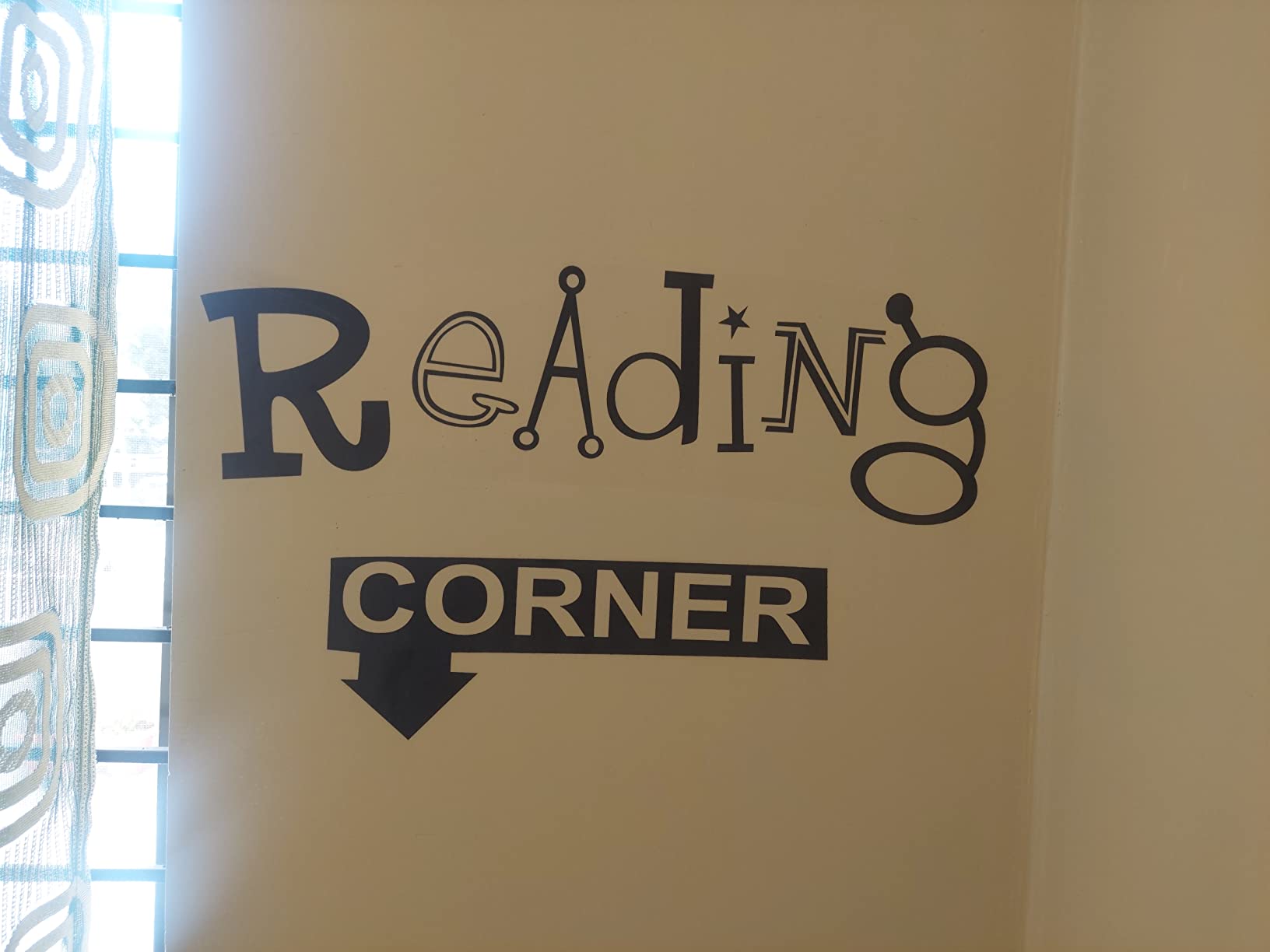 Wallstick Reading Corner wallstickers (Vinyl 55 cm x 30 cm) : Amazon.in ...