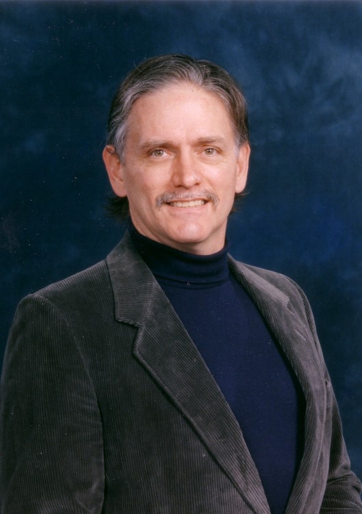 Amazon.com: Dennis Robertson: books, biography, latest update