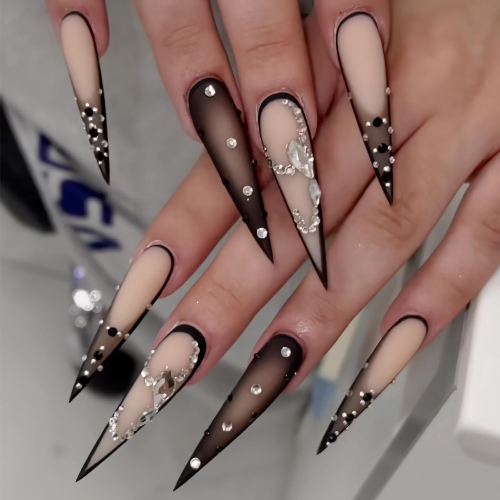 Amazon.com: BABALAL Black Press on Nails Long Stiletto Fake Nails ...