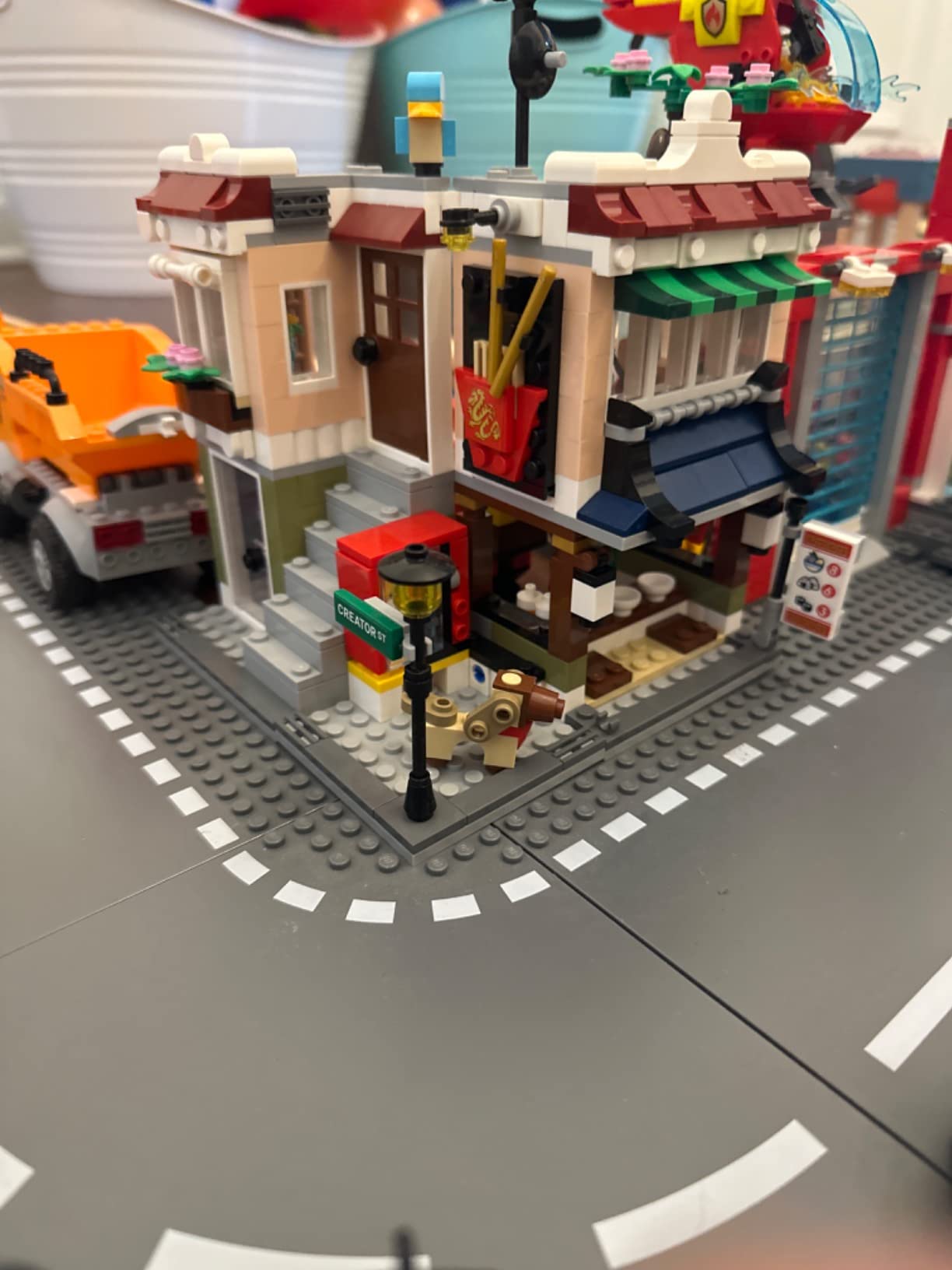 Amazon.com: LEGO Creator 31131 - Tienda de fideos 3 en 1, se transforma ...