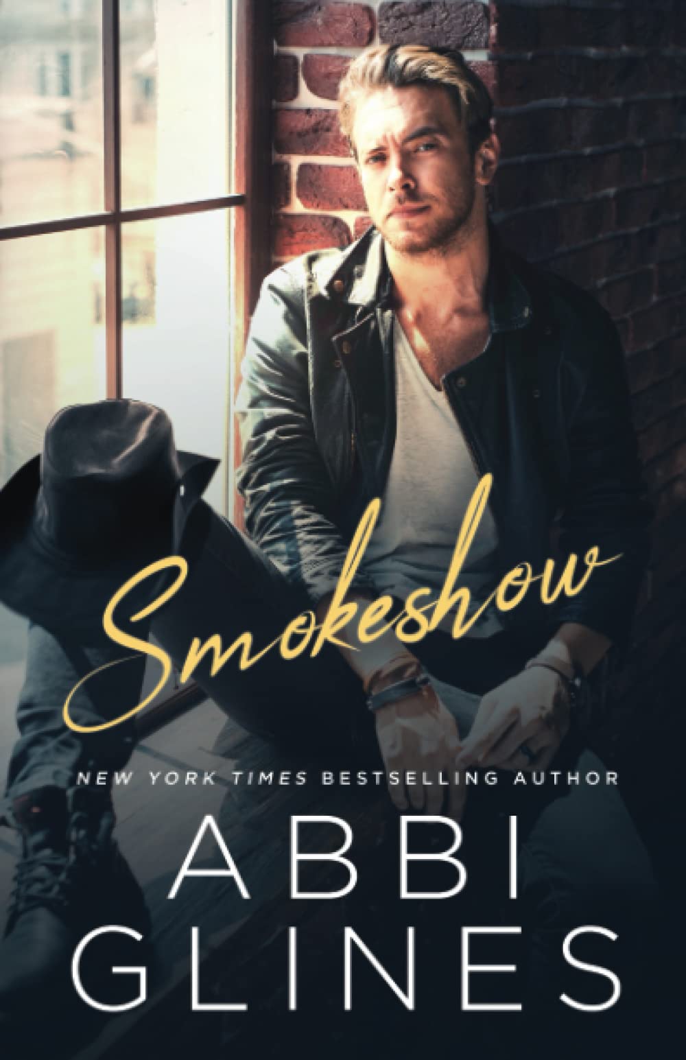 Amazon.com: Smokeshow (Smoke Series): 9798390858837: Glines, Abbi: Books