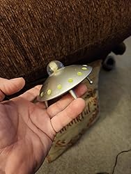 Amazon.com: Off the Wall Toys Alien Glow-in-The-Dark UFO Space Ship and ...