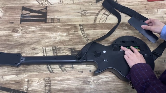 Watch Installation for the pc/ps3 guitar hero controller on Amazon Live