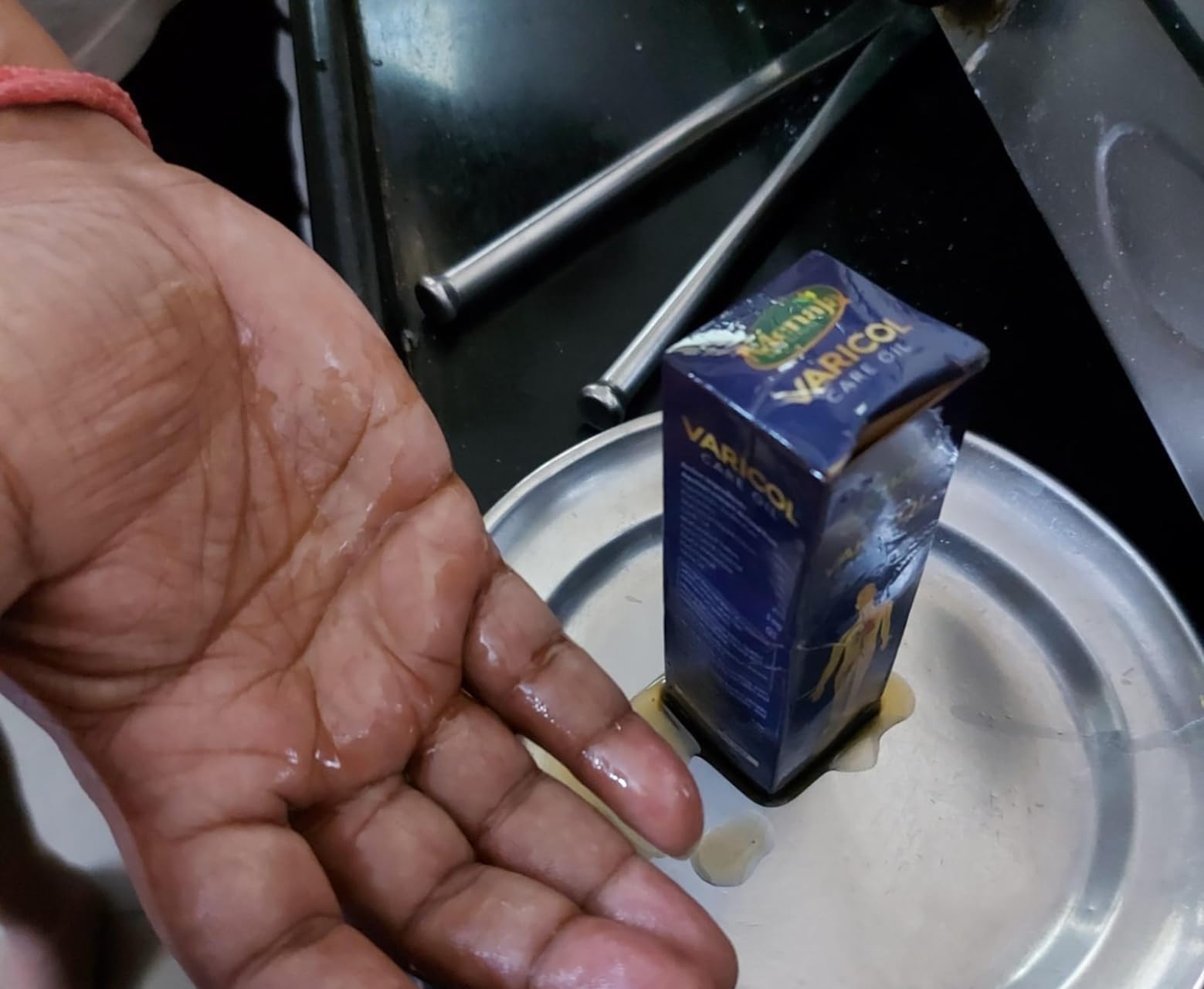 Menaja varicol care oil Ortho Vedic Oil | Ayurvedic Oil for Joint Pain ...