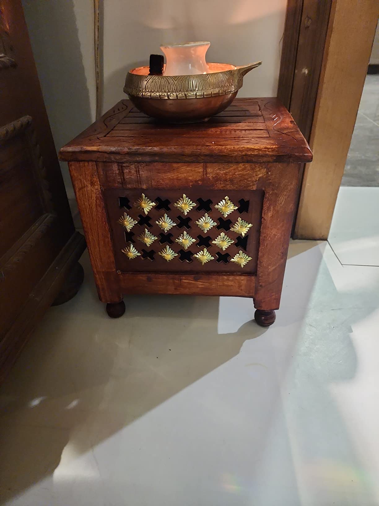 RETI Wooden Handmade Beautiful Jali Design Antique Storage Box Stool ...