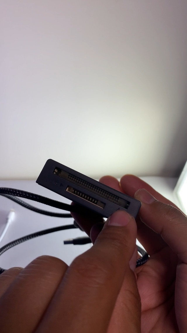 Watch Card reader can read Memory Stick pro duo on Amazon Live