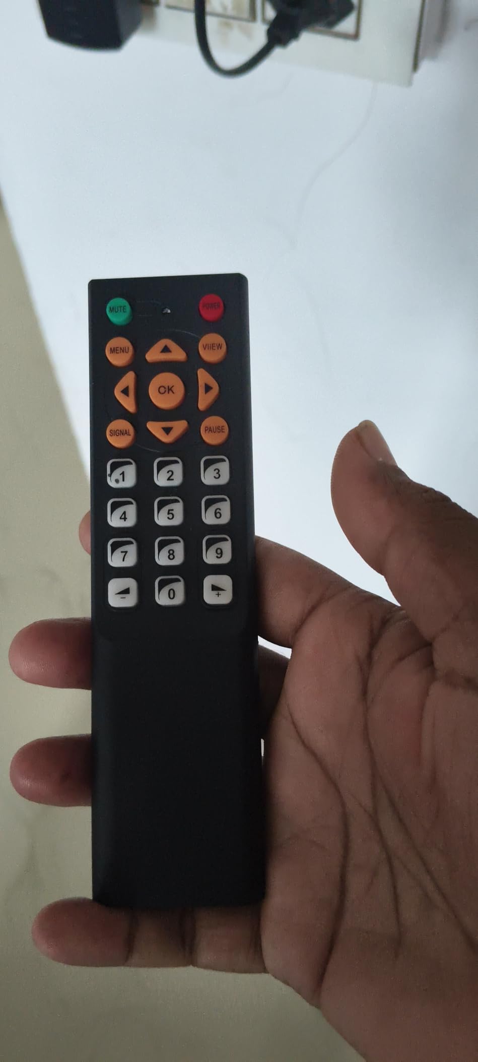 Tech-Unqiue FreeDish Set Top Box, MPEG 2 Standard Definition, 120+ Channels, Black : Amazon.in ...