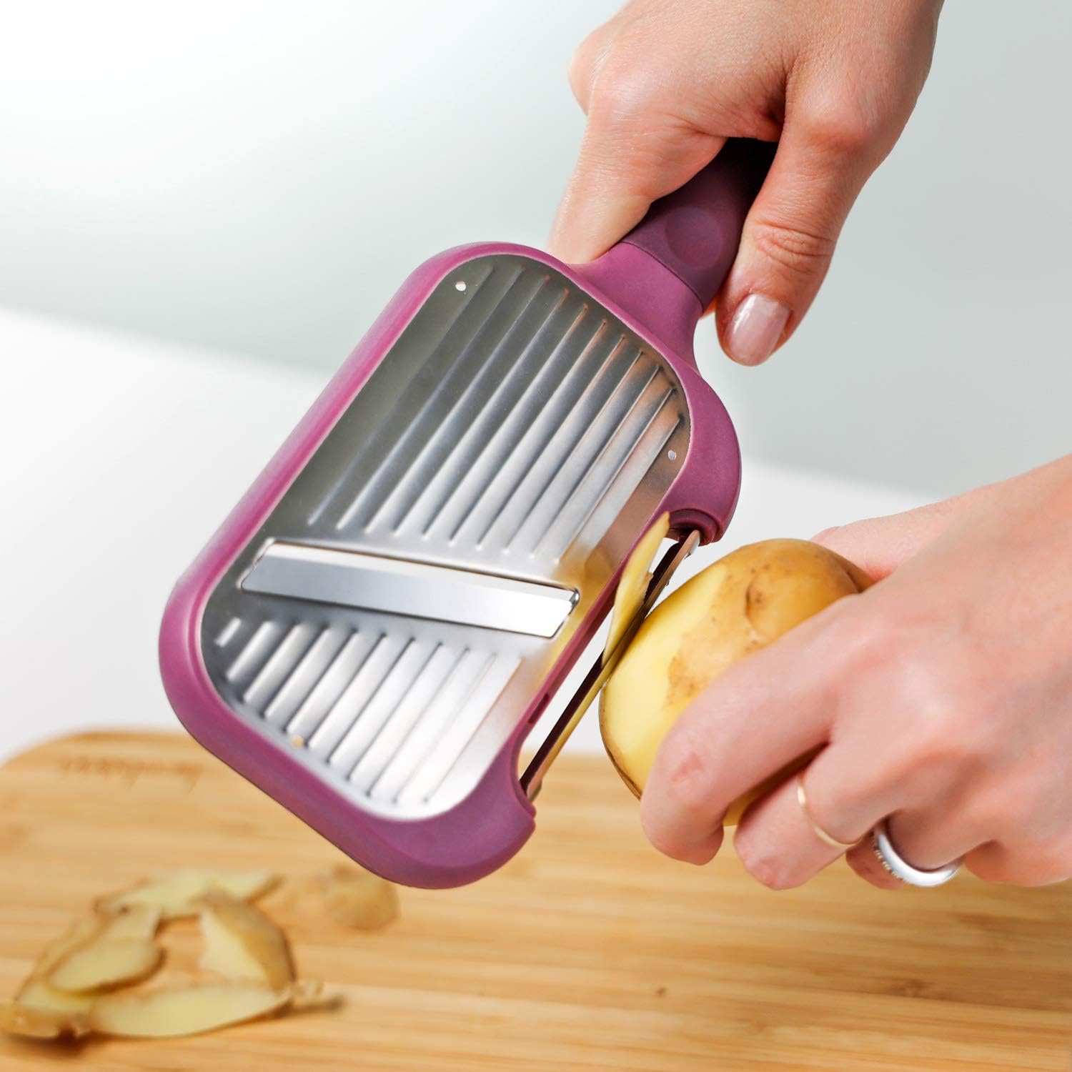 Trebonn Peel + Slice, 2 in 1 Handy Peeler for Peeling and Mandolin for ...