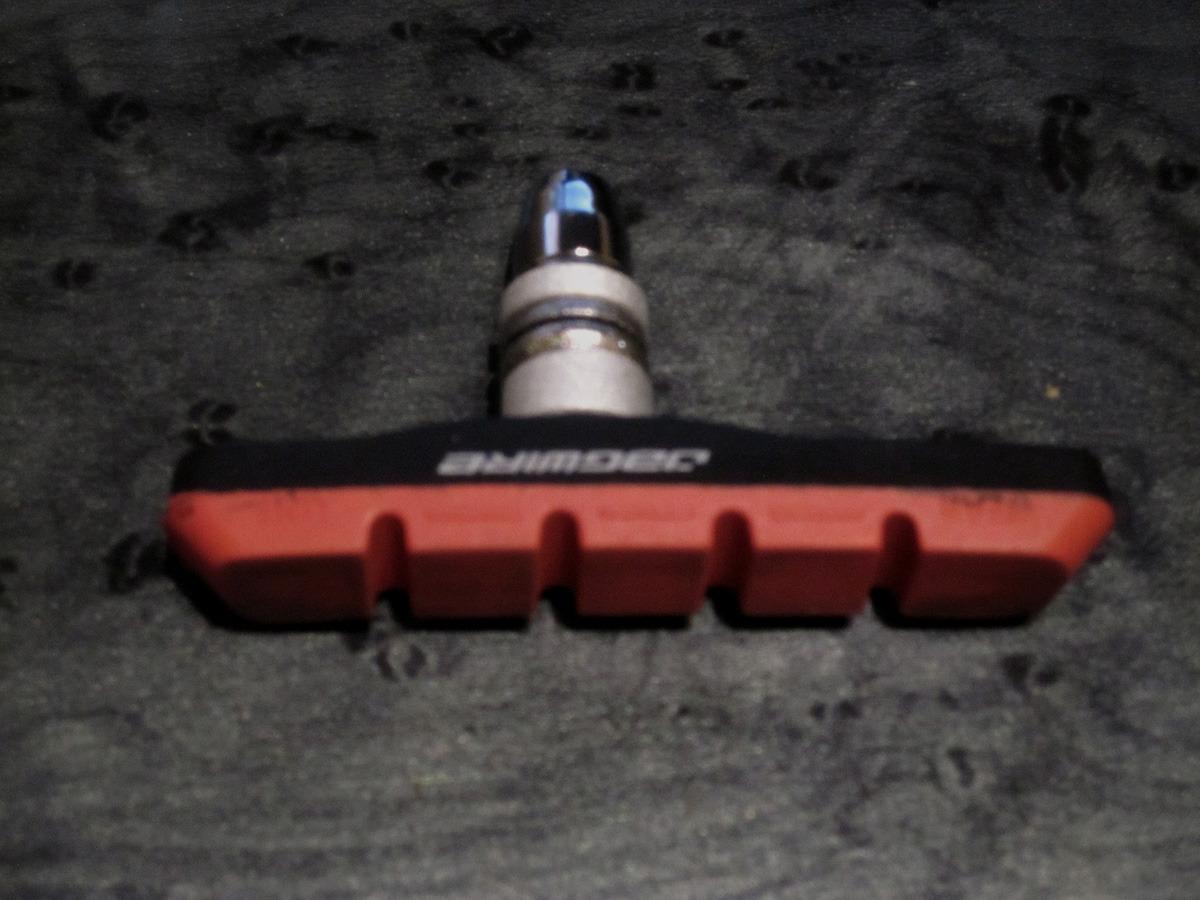 Amazon | JAG WIRE(ジャグワイヤー) MOUNTAIN SPORT Vブレーキパッド レッド JS908T-R ...