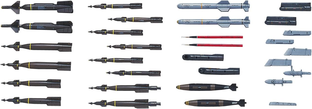 Amazon.com: Hasegawa 1:48 Scale US Aircraft Weapon Set D Model Kit ...