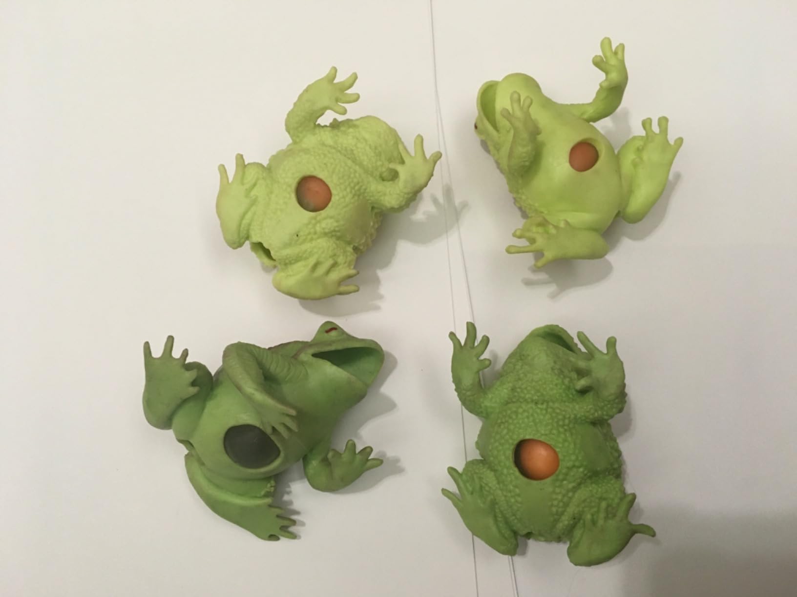 Amazon.com: FSFHSJ Frog Toys，4 Pack Squeeze Toad Toys,Squeeze Stress ...