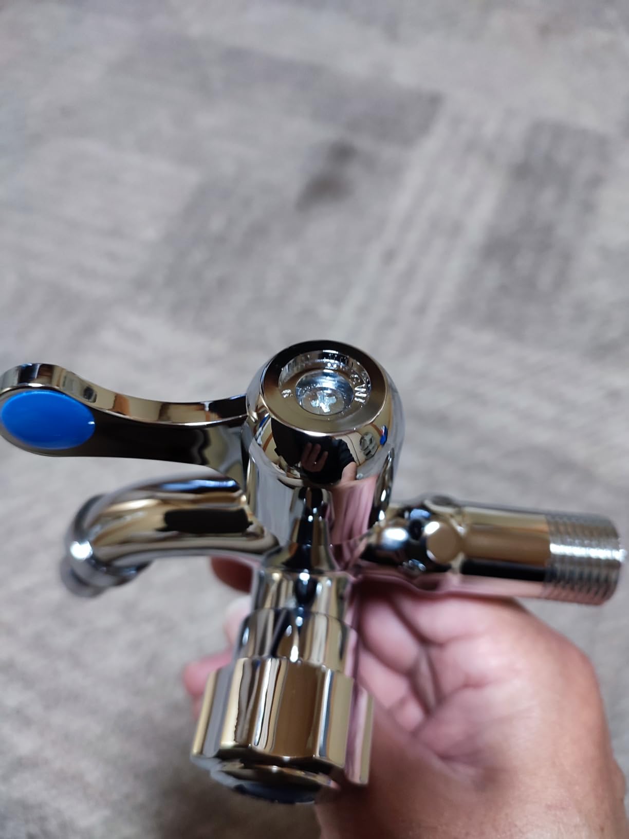 Amazon | shymie 二口 水栓 蛇口 ホース 洗車 洗濯 散水 アウトドア ベランダ ガーデニング 庭 花壇 双頭 水道 仮設 トイレ レバー シルバー 亜鉛合金 | 屋外水栓